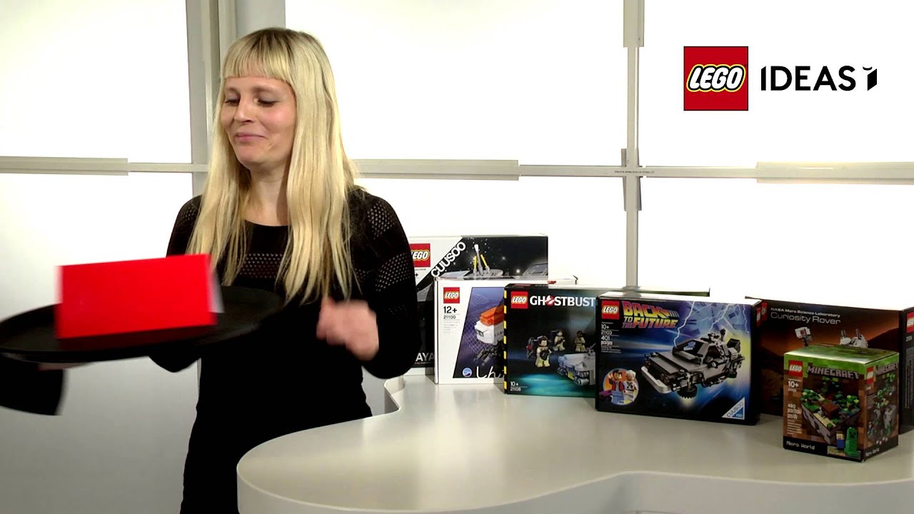 LEGO promotes women in science